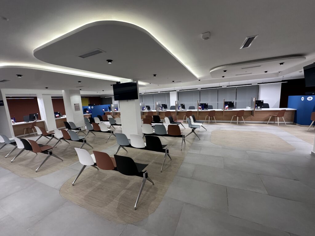 Visas : Casablanca accueille le plus grand centre TLScontact d’Afrique ...